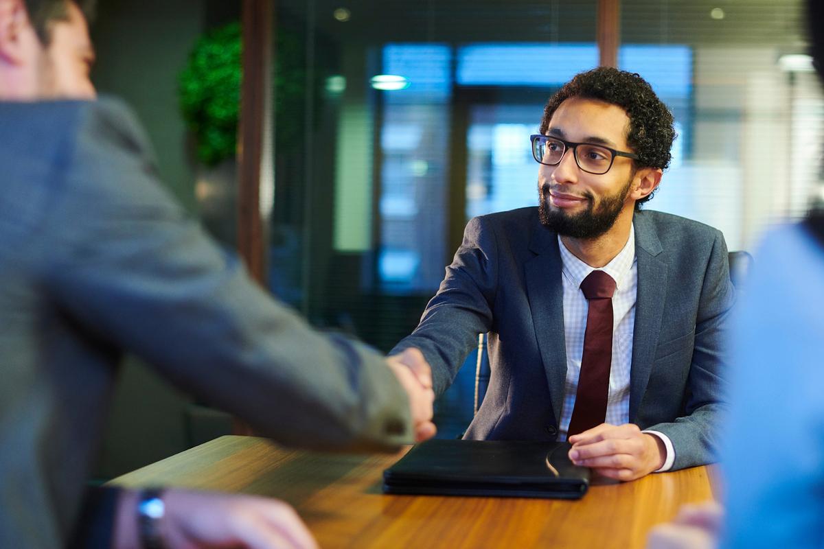 How to Land a Bain Internship (2025) | Leland