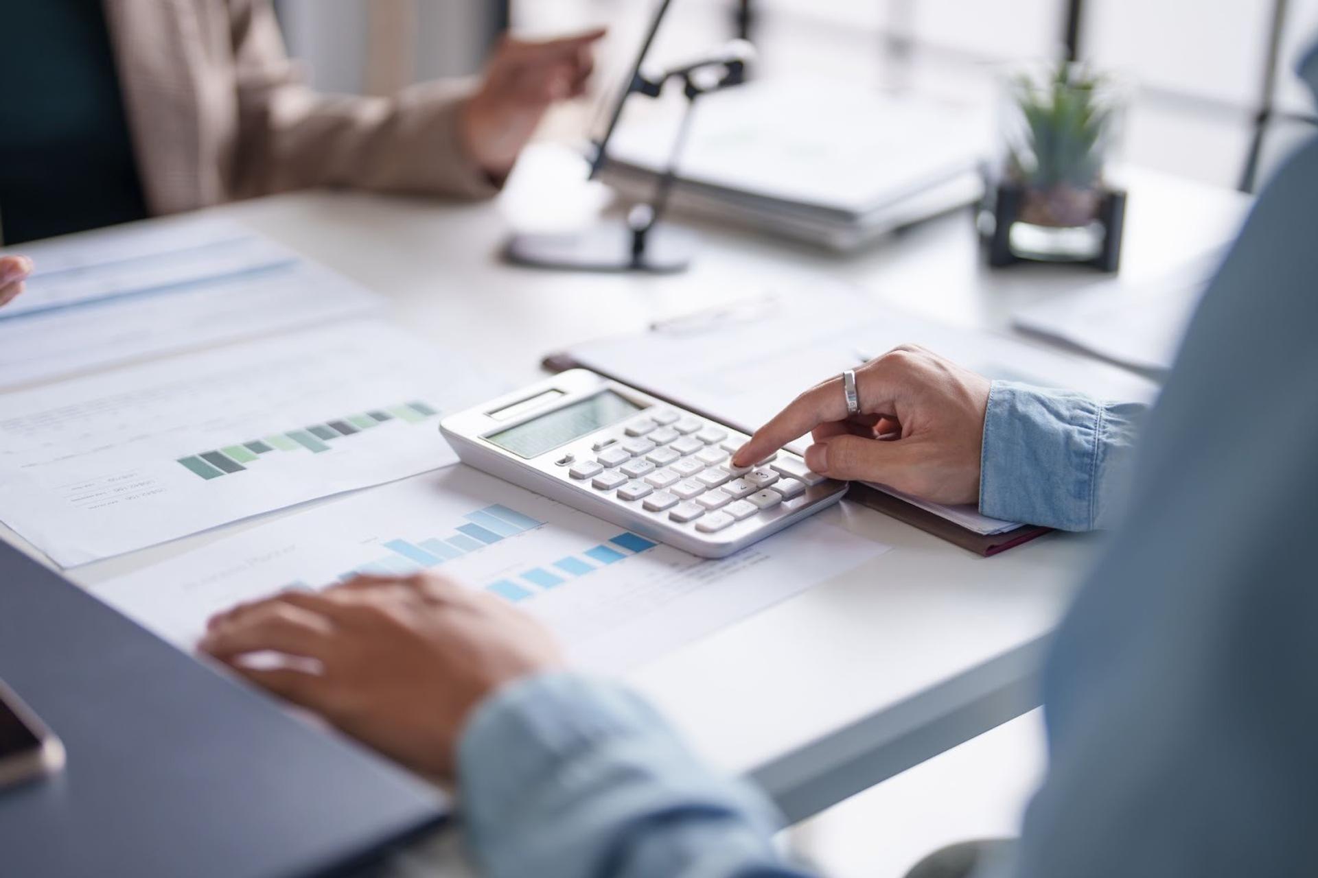 Business Strategy vs. Operations: Key Differences & What to Know | Leland