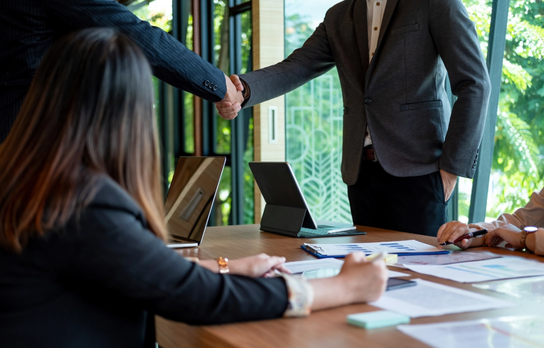 How to Answer the "Why Deloitte?" Interview Question | Leland