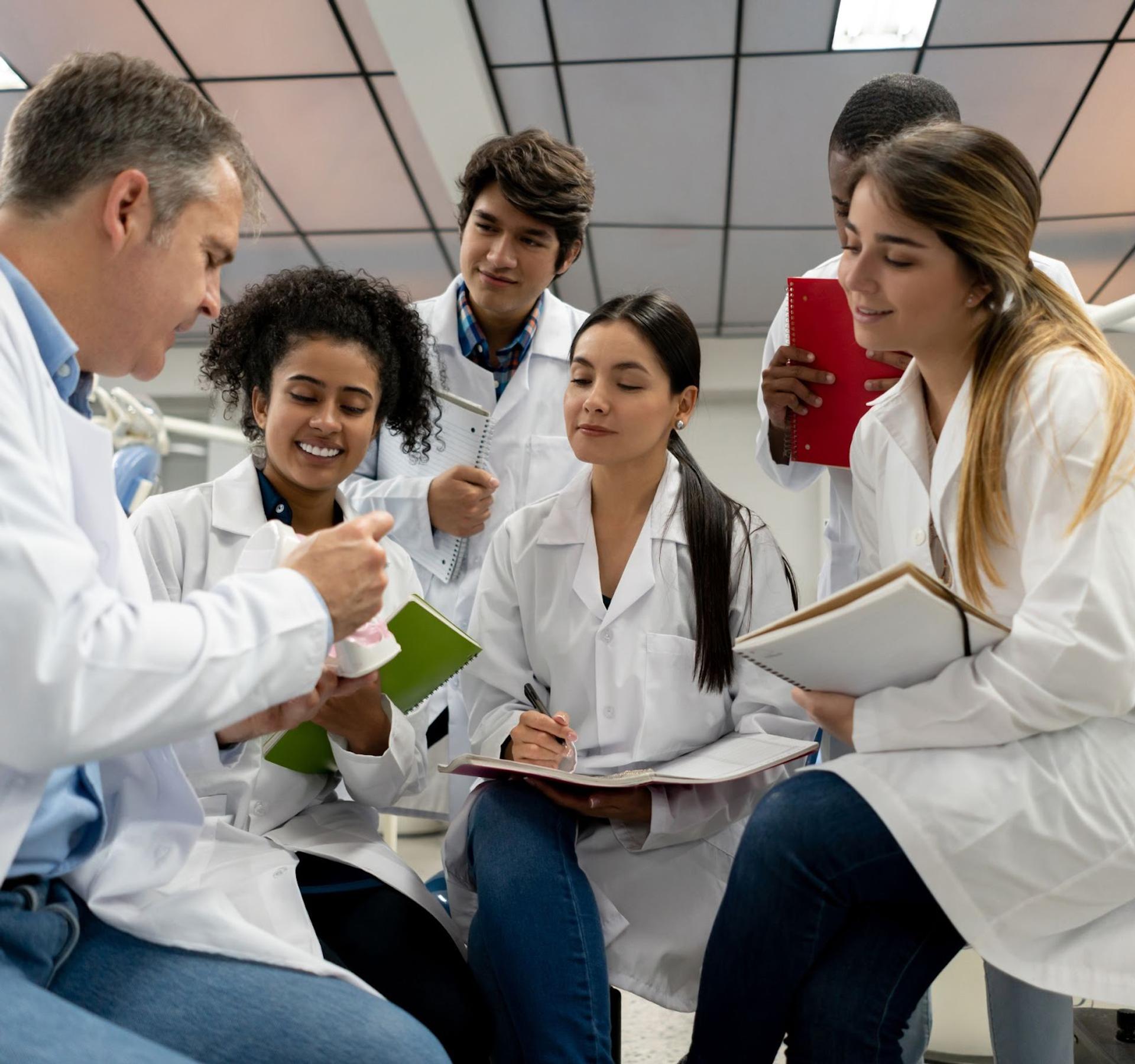 Dental School Requirements: What You Need to Apply | Leland