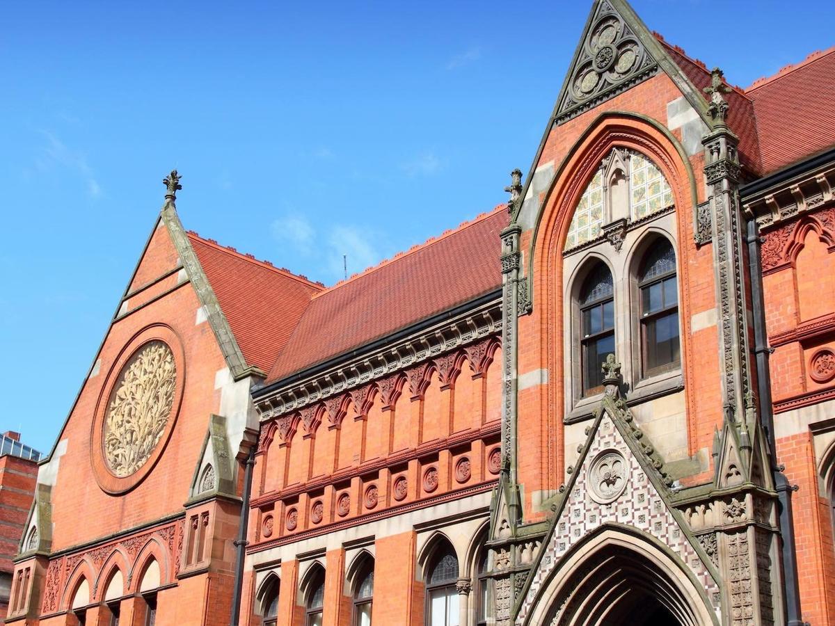 An Overview of the HBS 2+2 Program—and How to Kick Off Your Application ...