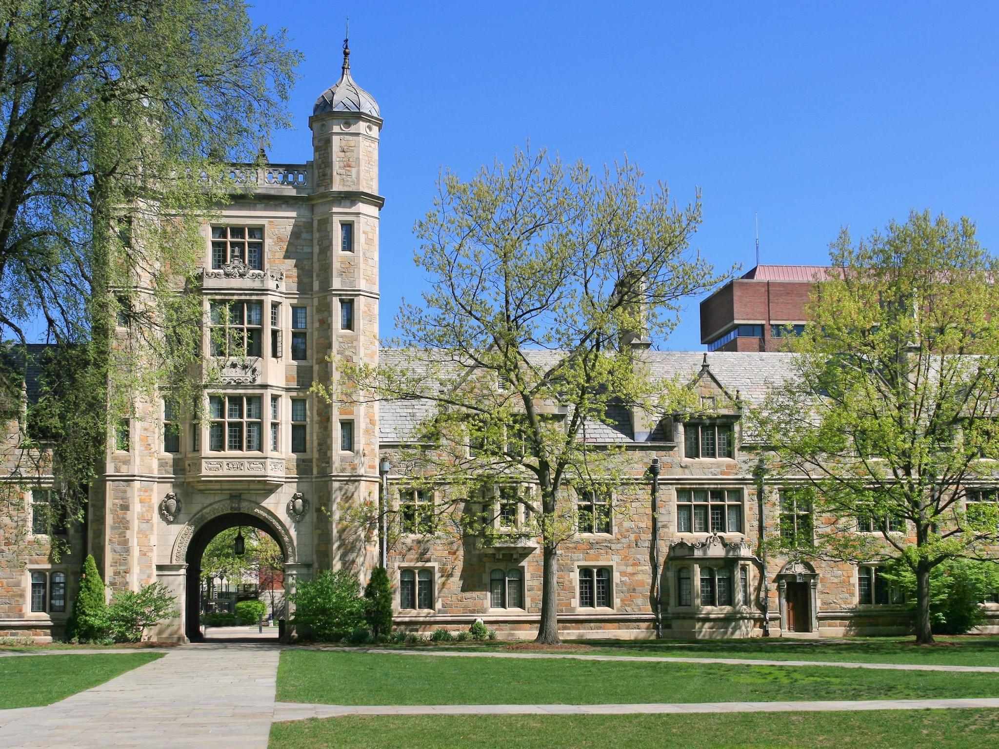 University of Michigan Ross MBA: Acceptance Rate, Deadlines, Cost ...