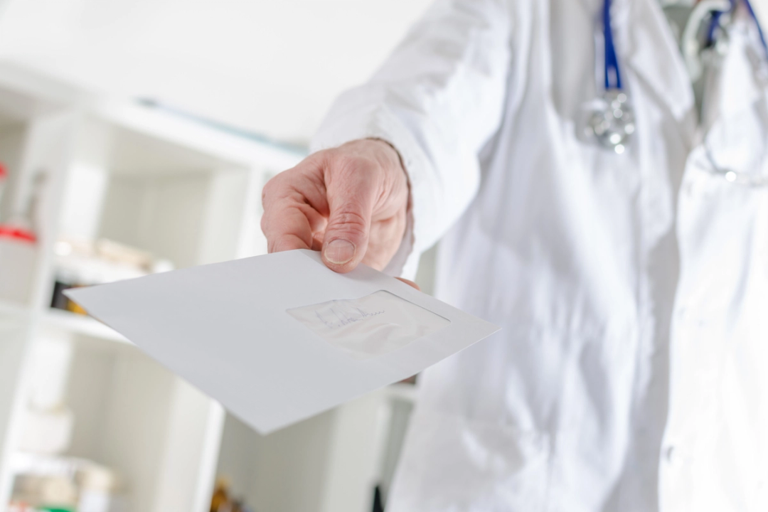 Medical School Update Letter – What it Is & How to Write One (With ...