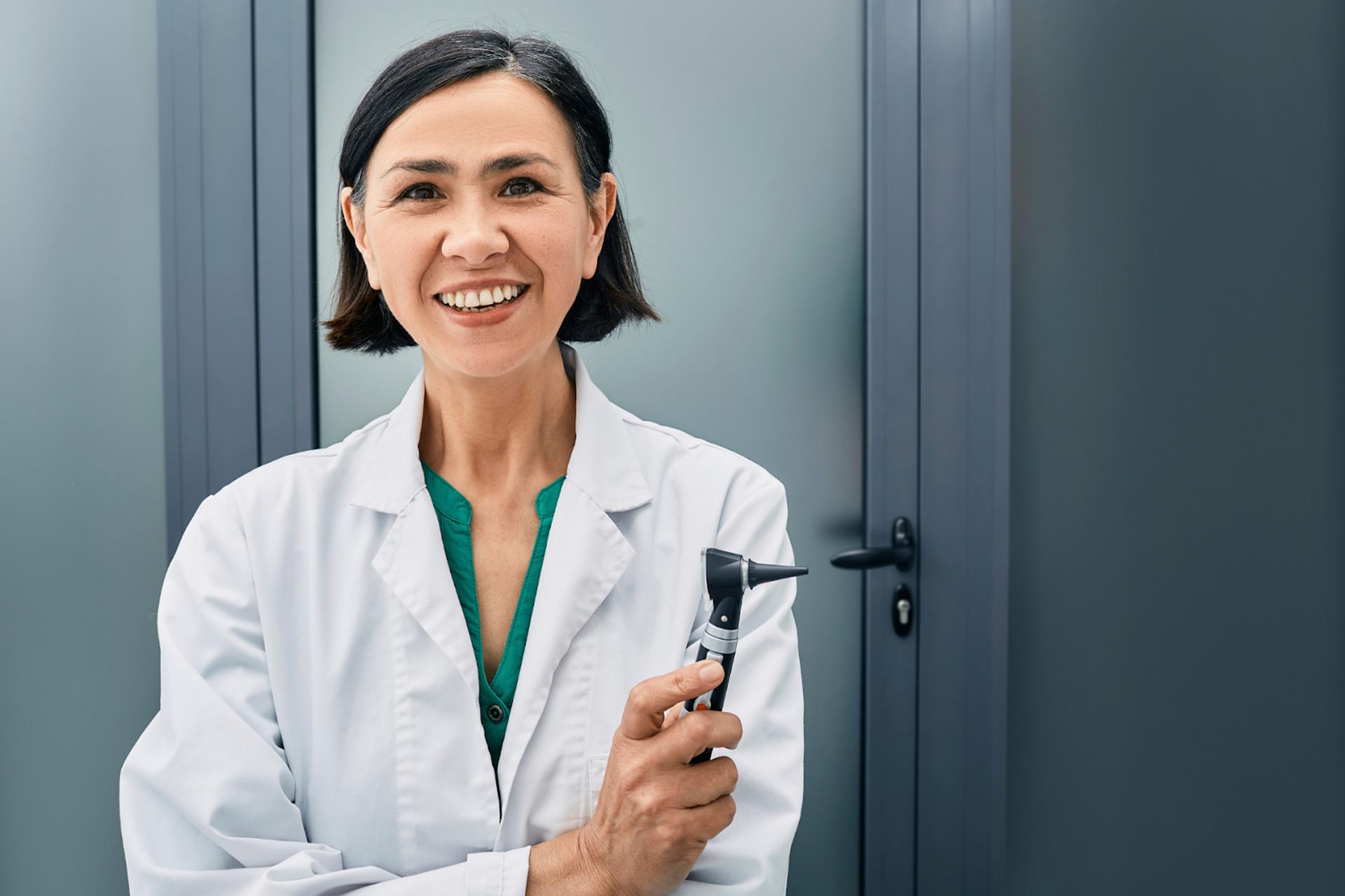 How to Become an Audiologist: Schooling, Career Path, & Salary | Leland