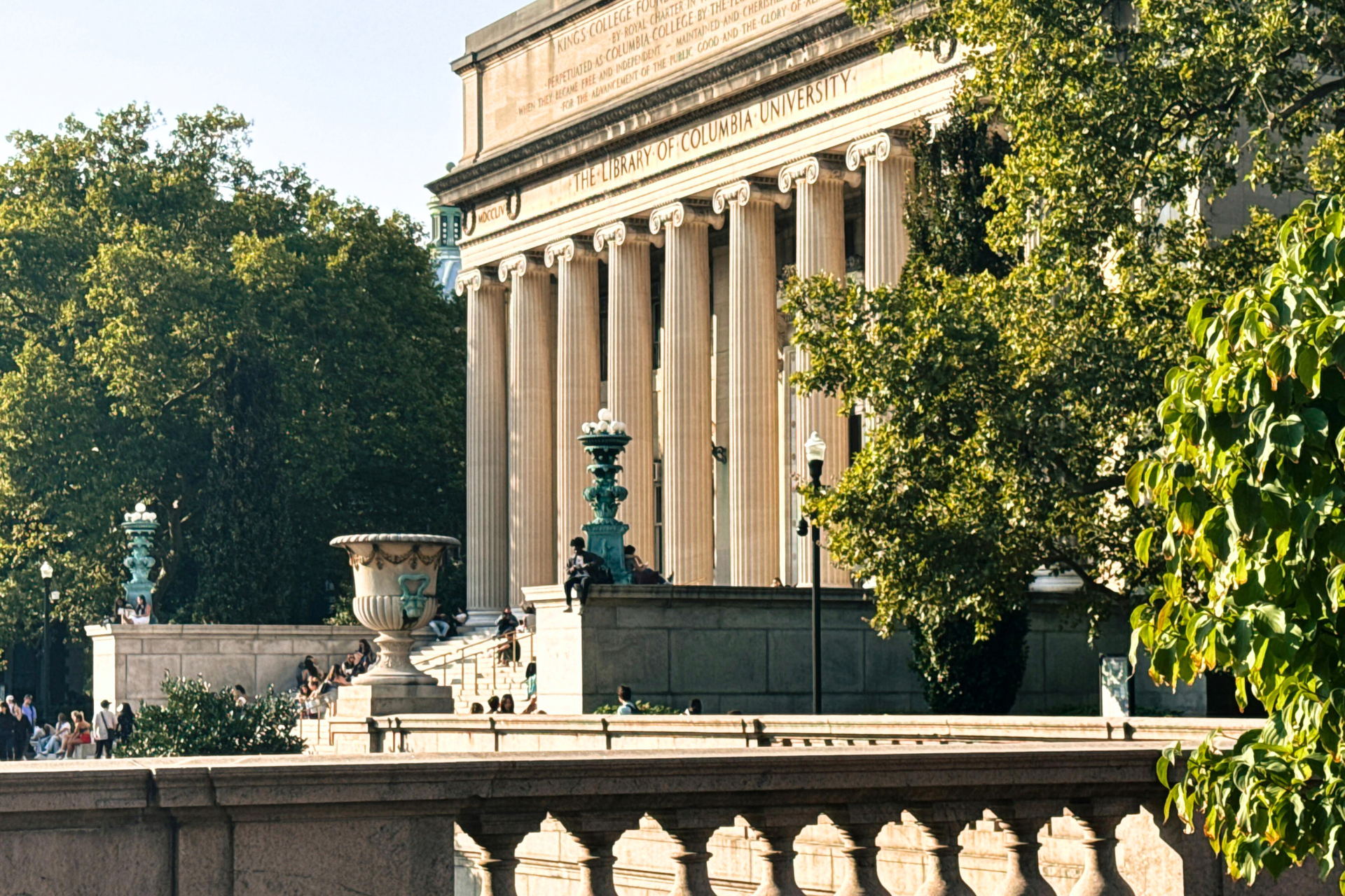 Columbia MBA Essays: Tips & Examples (From a CBS AdCom) [2025] | Leland