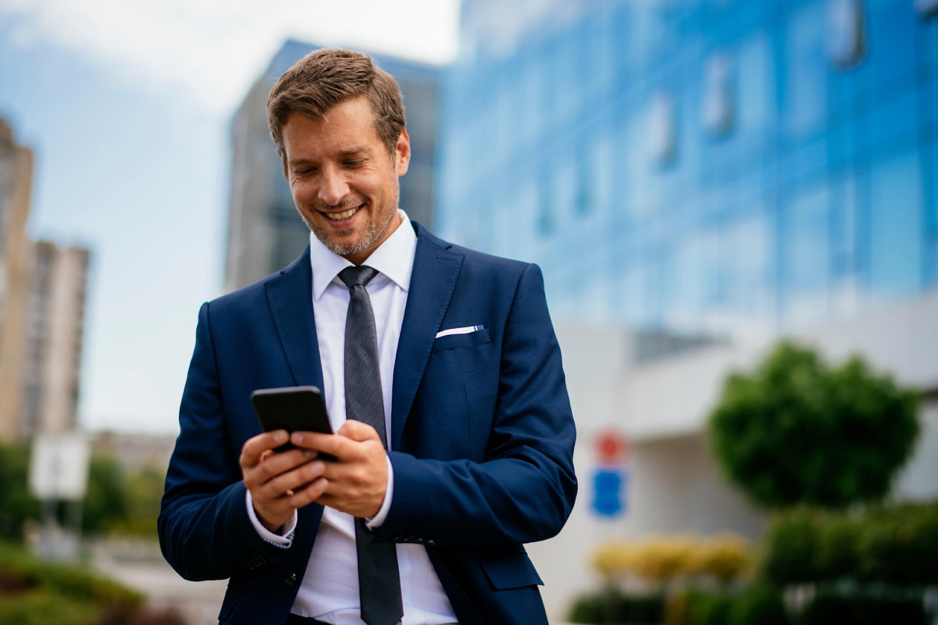 How to Get Into the Google APM Program (2025) | Leland