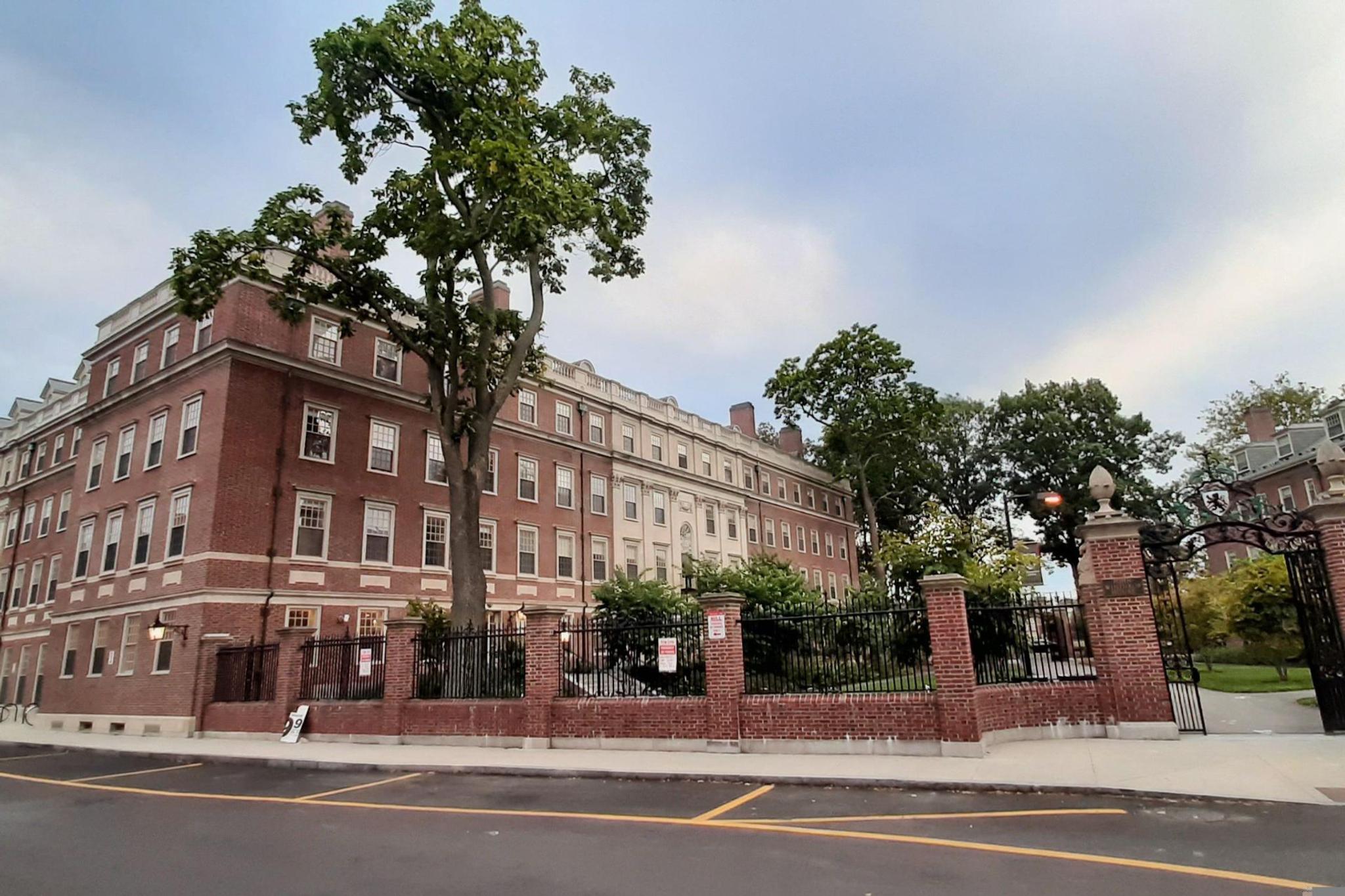 Harvard Letters of Recommendation: How Many, Who, Tips, & Why They ...