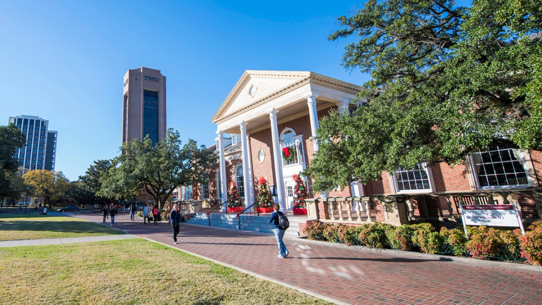 Comprehensive List of Accelerated Dental Hygiene Programs | Leland