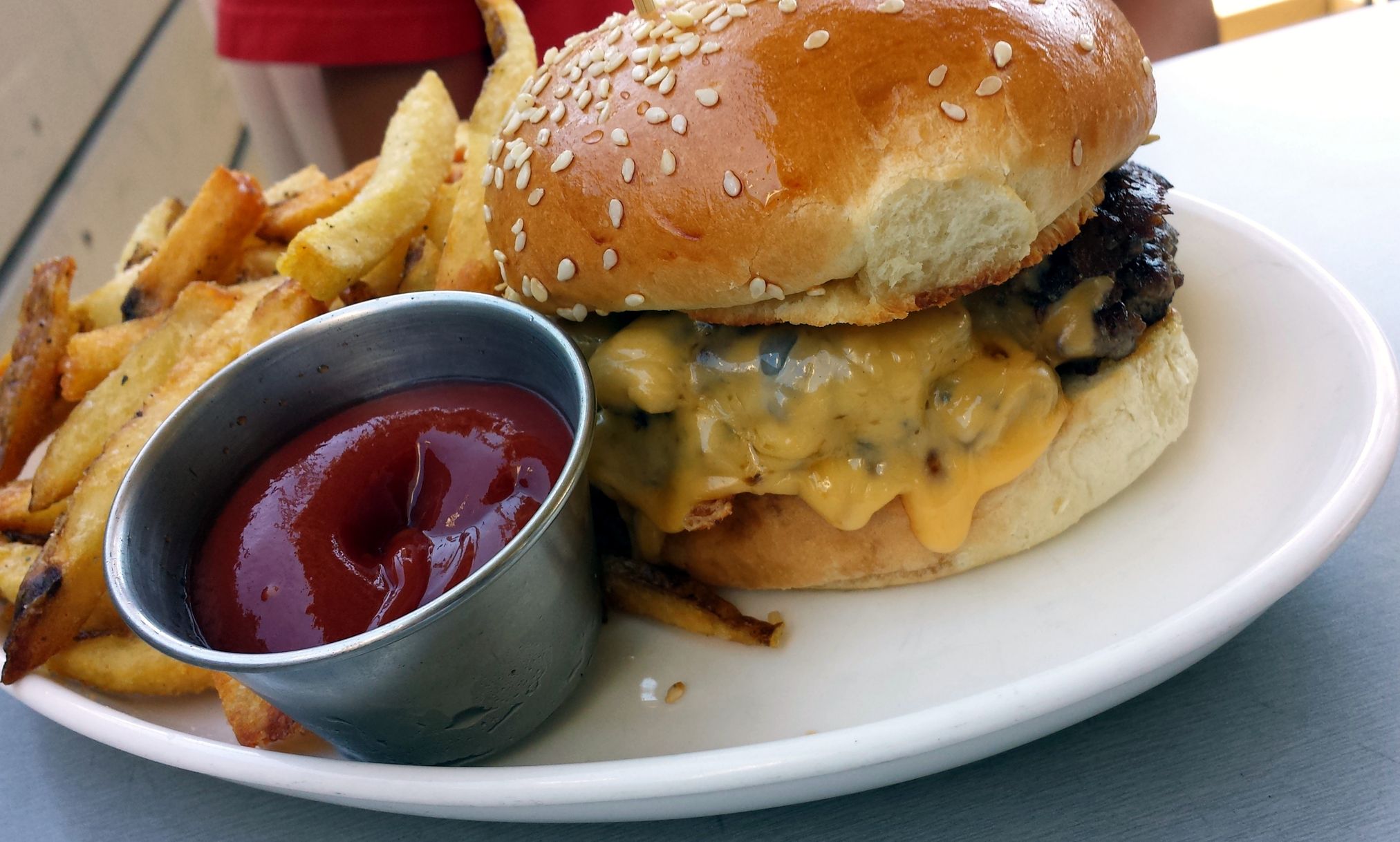 The Top 5 Burgers in Atlanta | Taste Trekkers