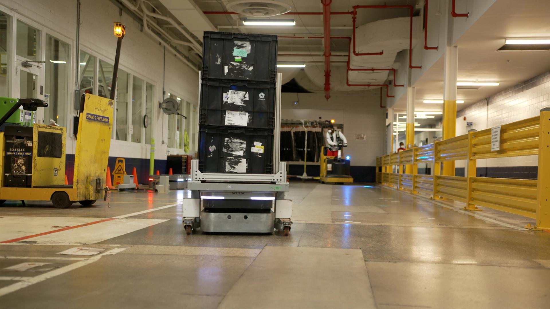 Level up your material handling with autonomous mobile robots | OTTO by ...