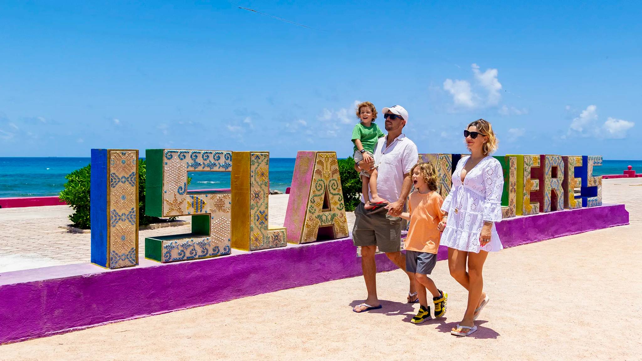 Family on an Isla Mujeres walking tour.