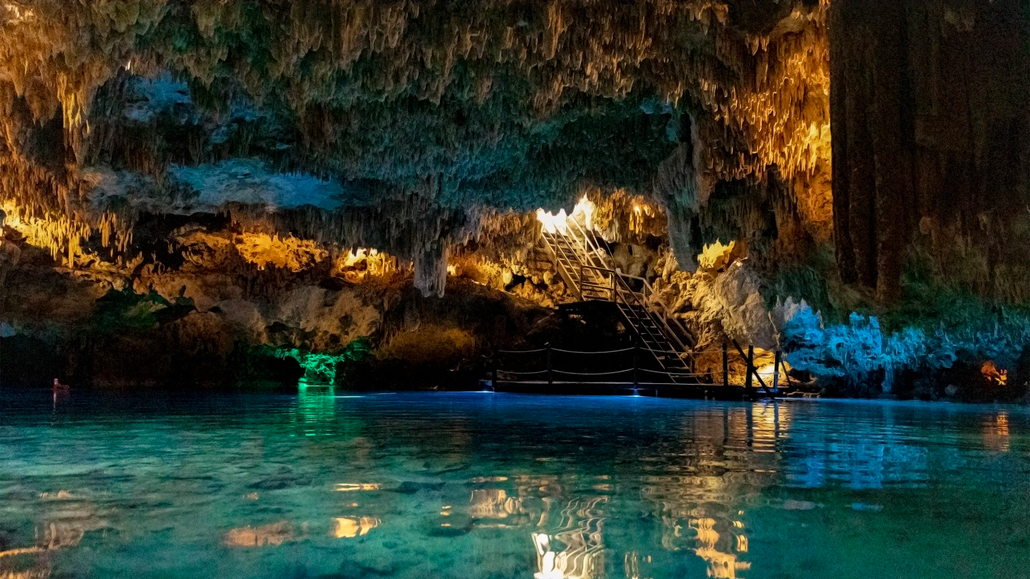 Tulum, Turtles & Cenote