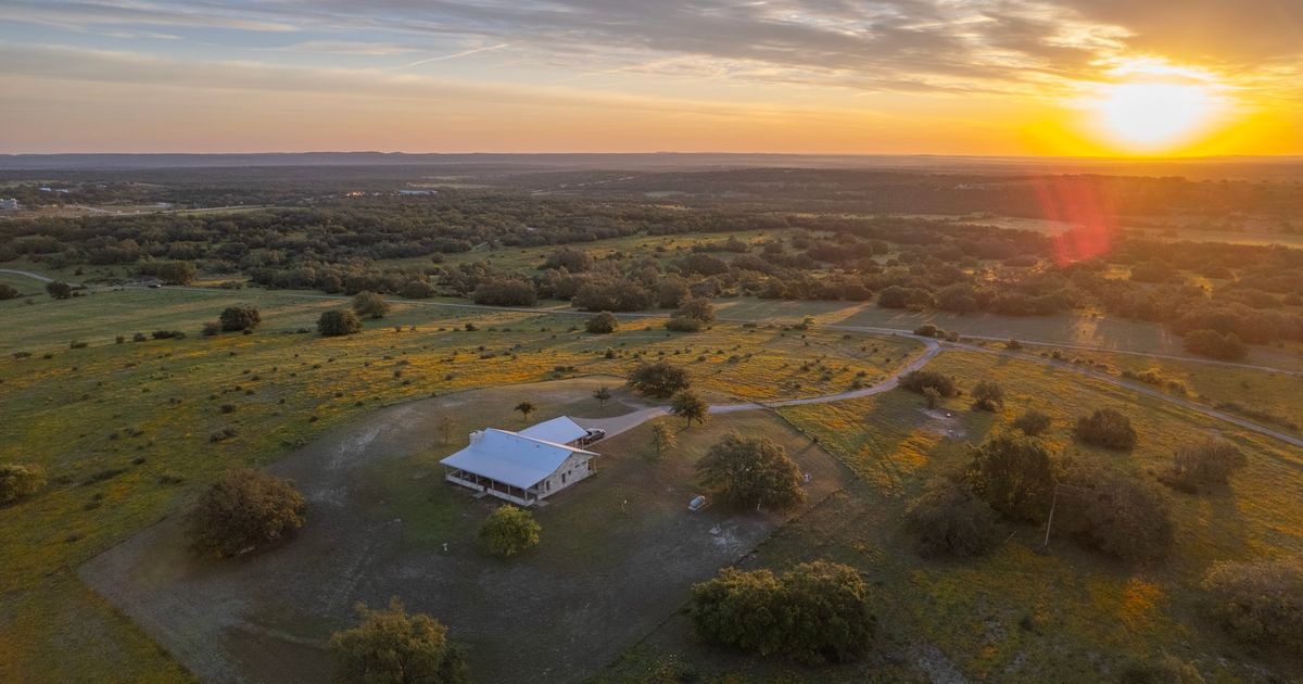 Hye Agarita Ranch | West Pole Land & Ranch