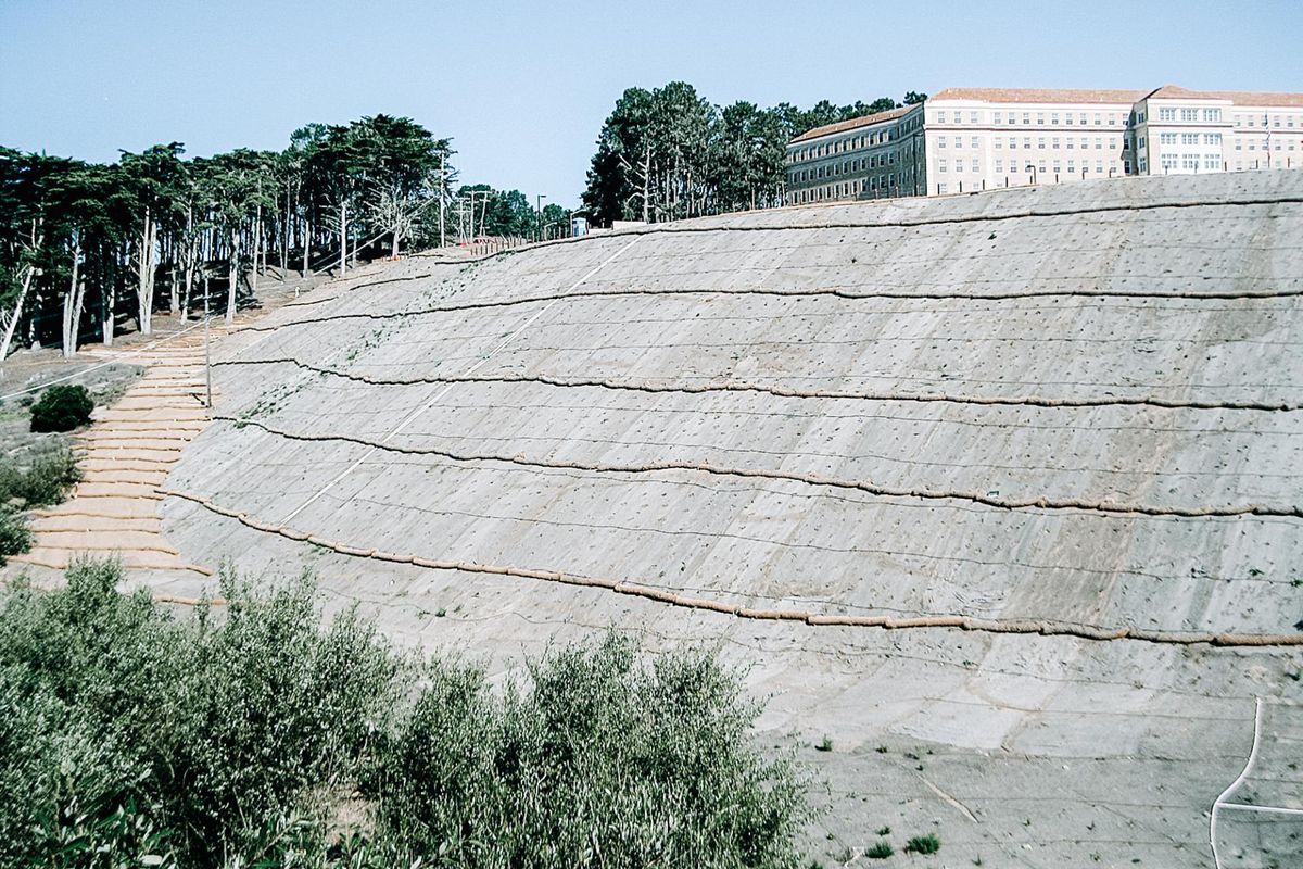 Slope repair with geocells