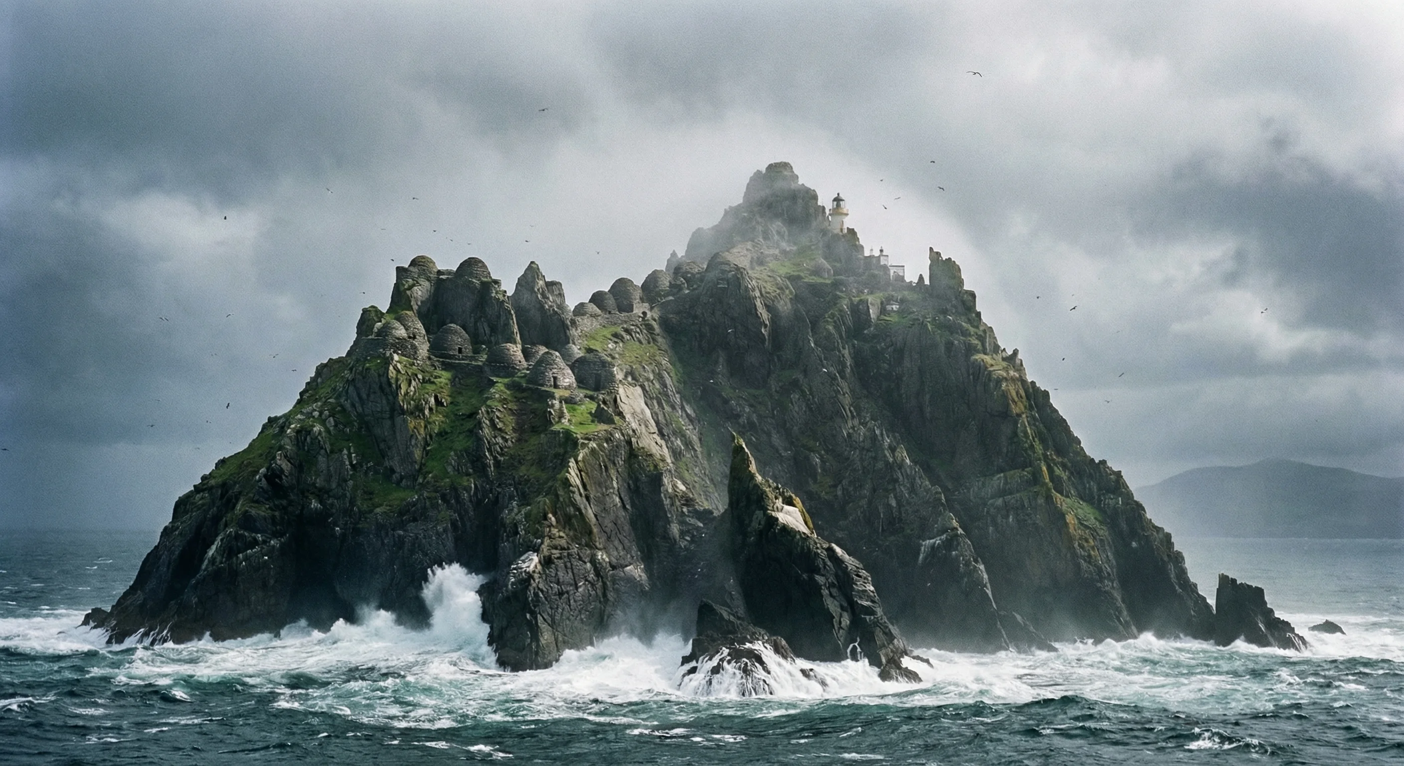 Skellig Michael: How to Visit Ireland's Remote Hermitage Monastery ...