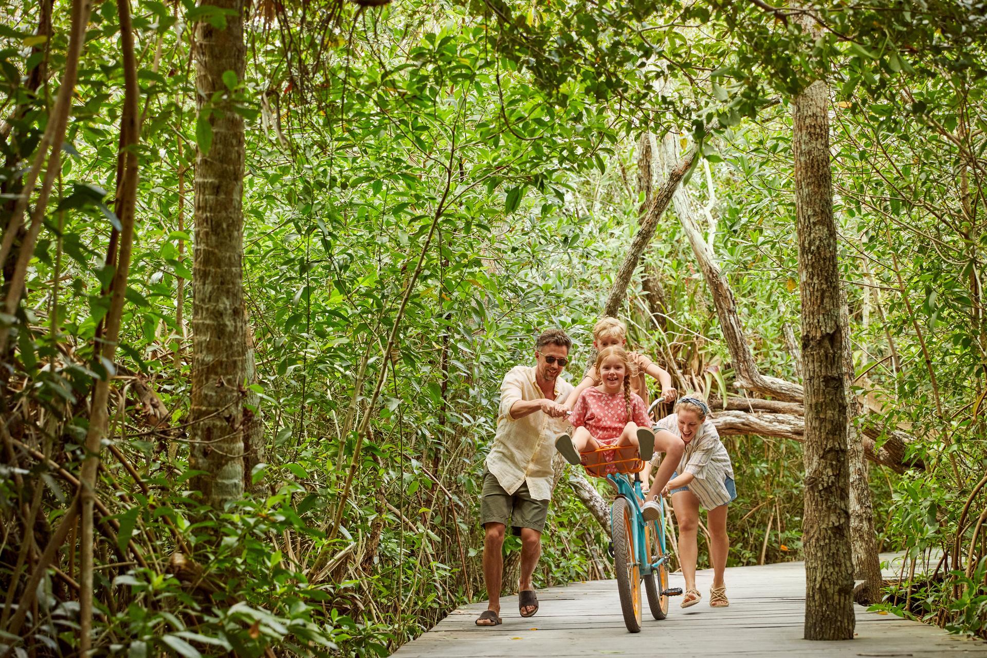 Sustainability | TUI Group - One of the world's leading tourism groups