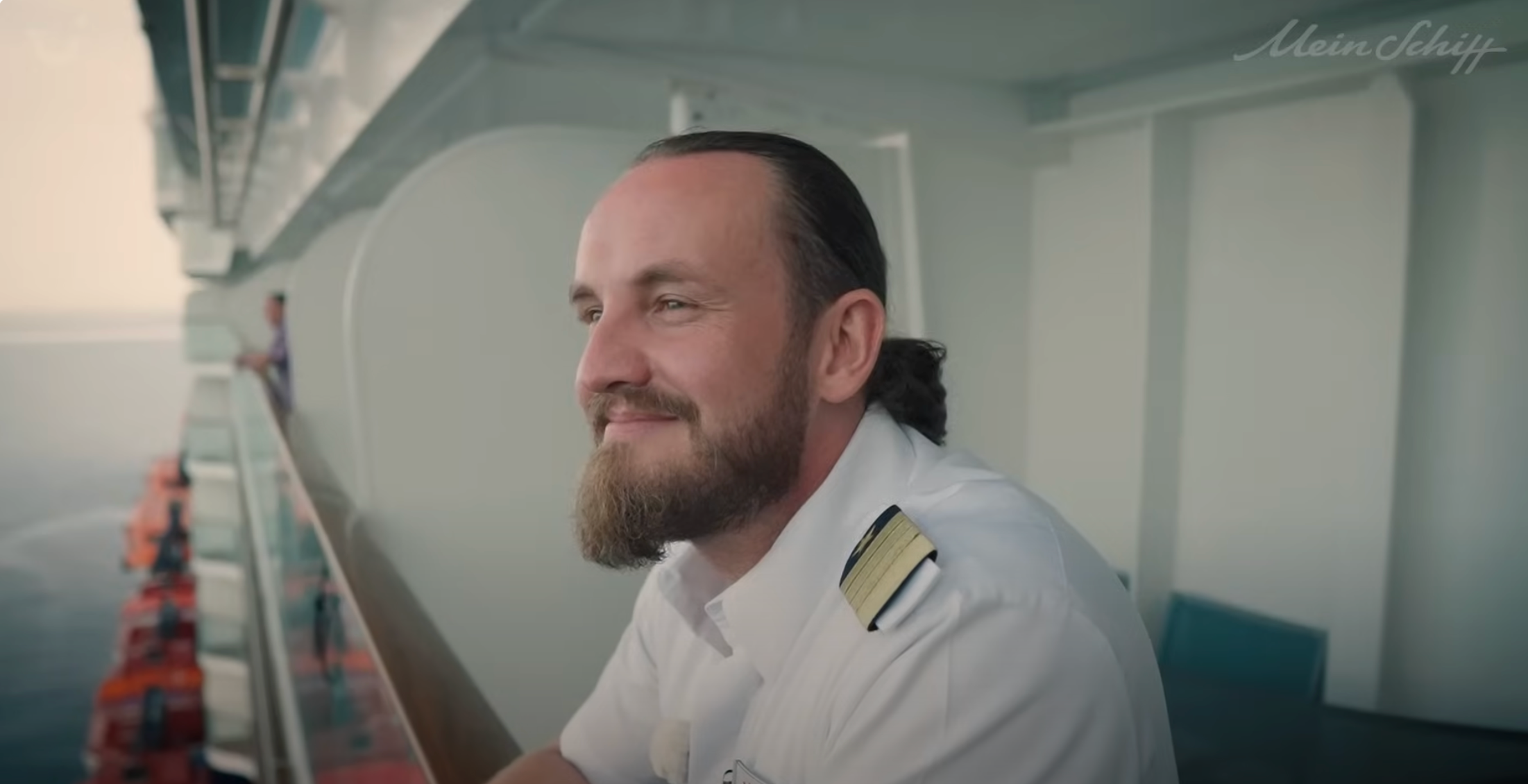 Captain Jan Fortun – at the top of the ladder with weatherman Hugo ...