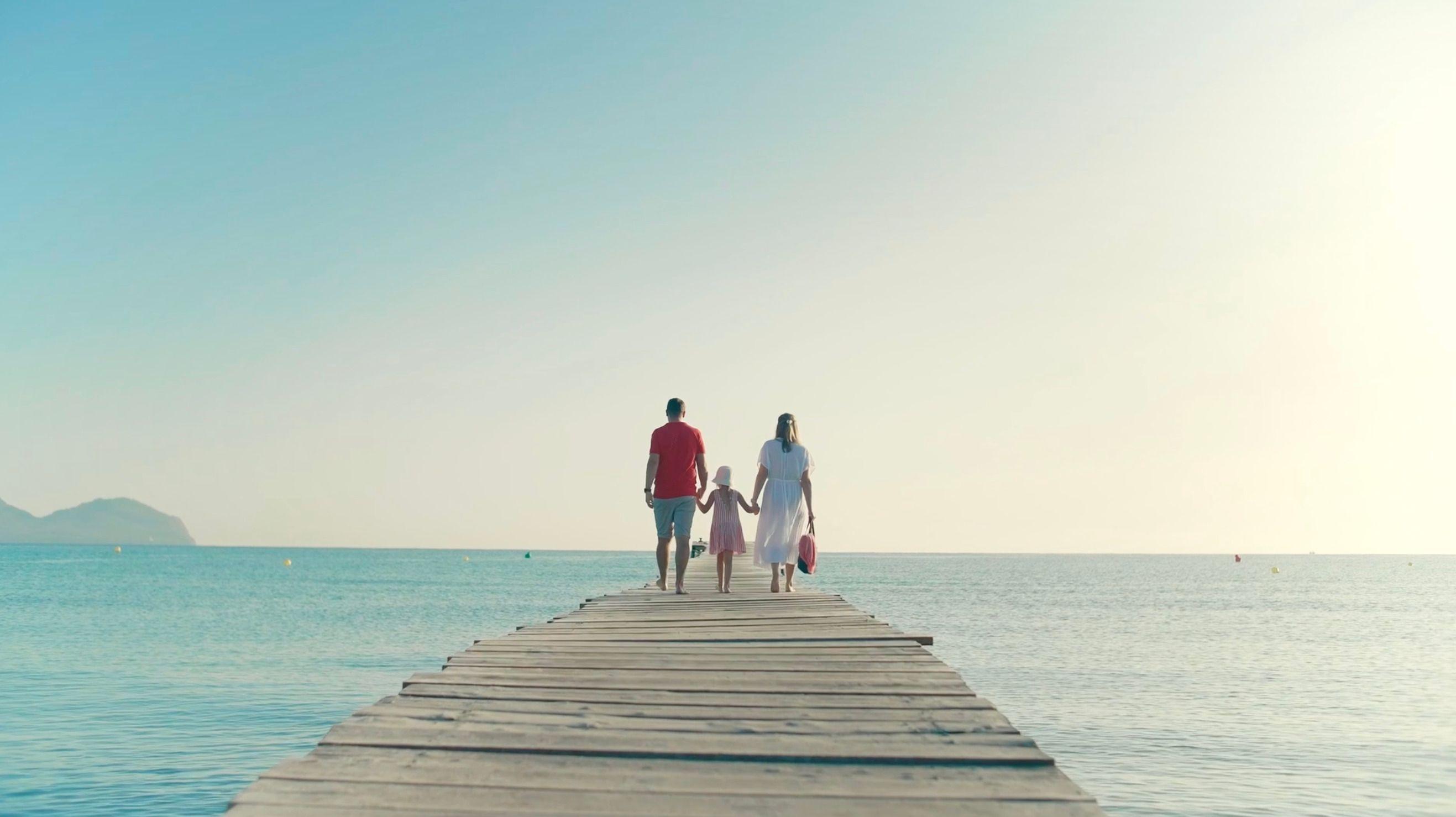 Contact | TUI Group - One of the world's leading tourism groups