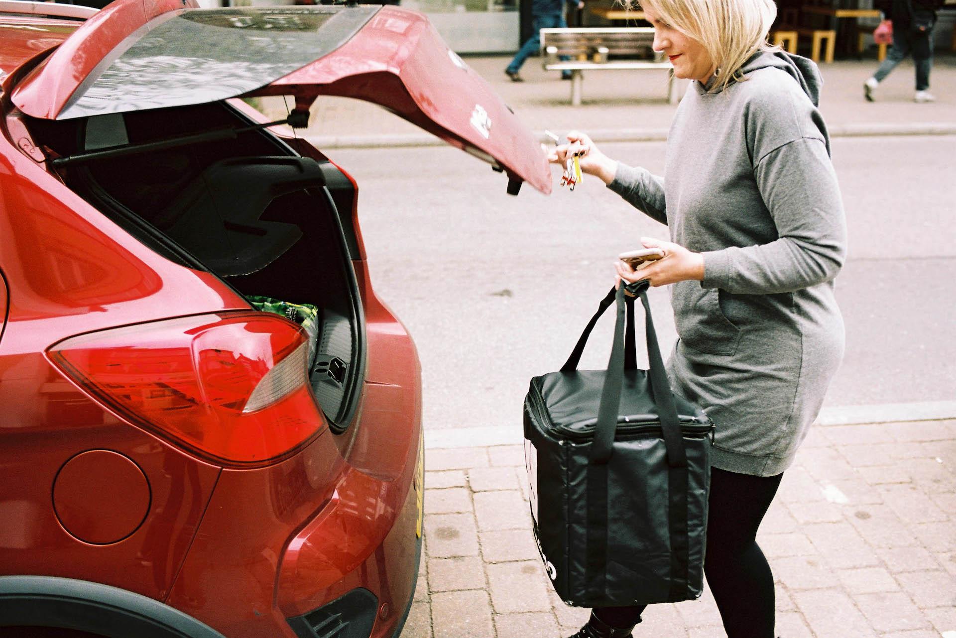 Food Delivery Insurance | Pay As You Go Flexible Policies - Zego