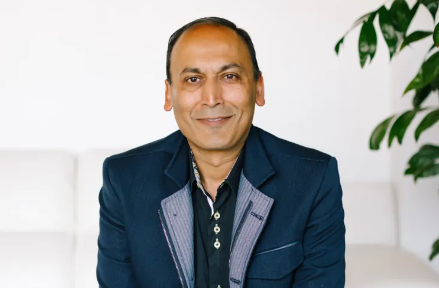 Poshmark CEO on being the unlikely leader of a thriving fashion business