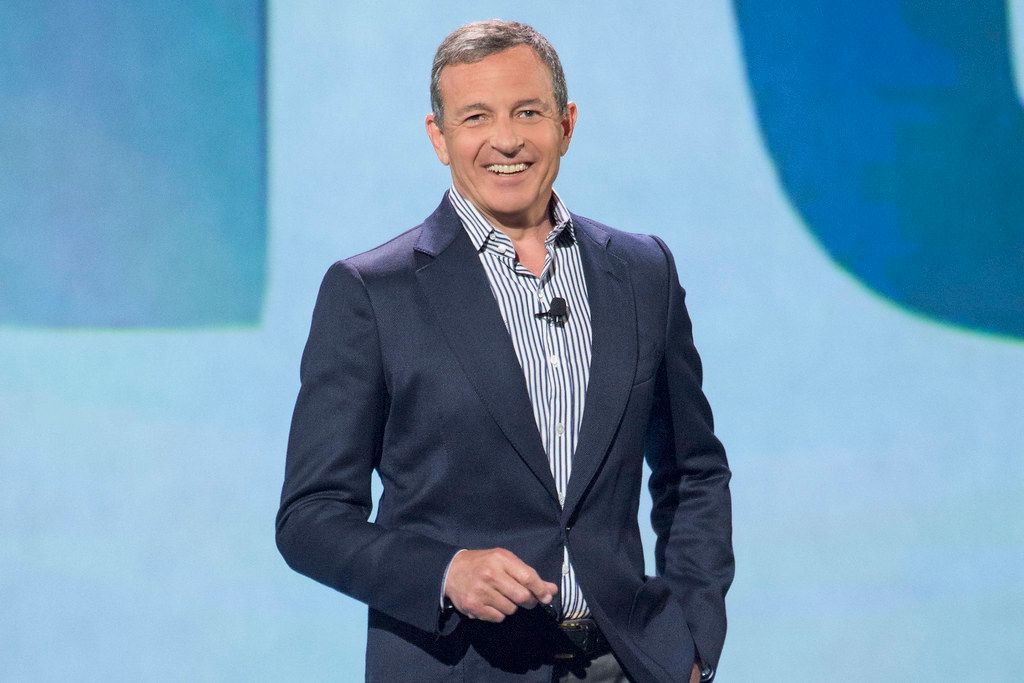 Iger Resigns From Apple Board