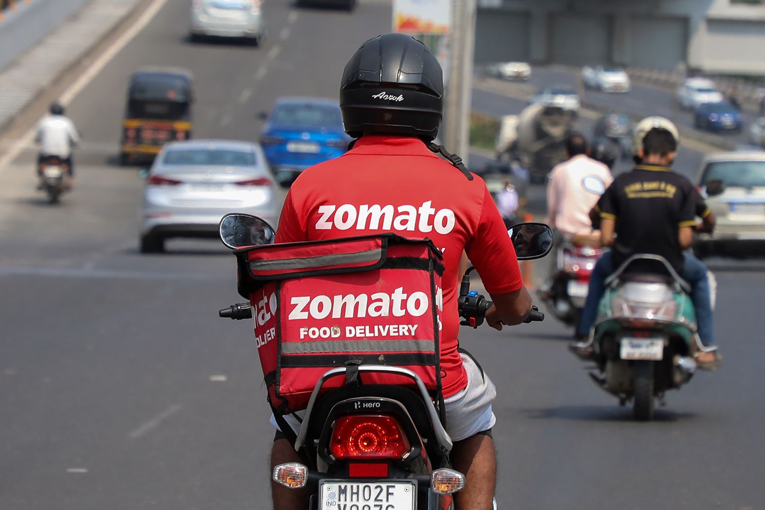 Zomato CEO wants you to pay to be his chief of staff