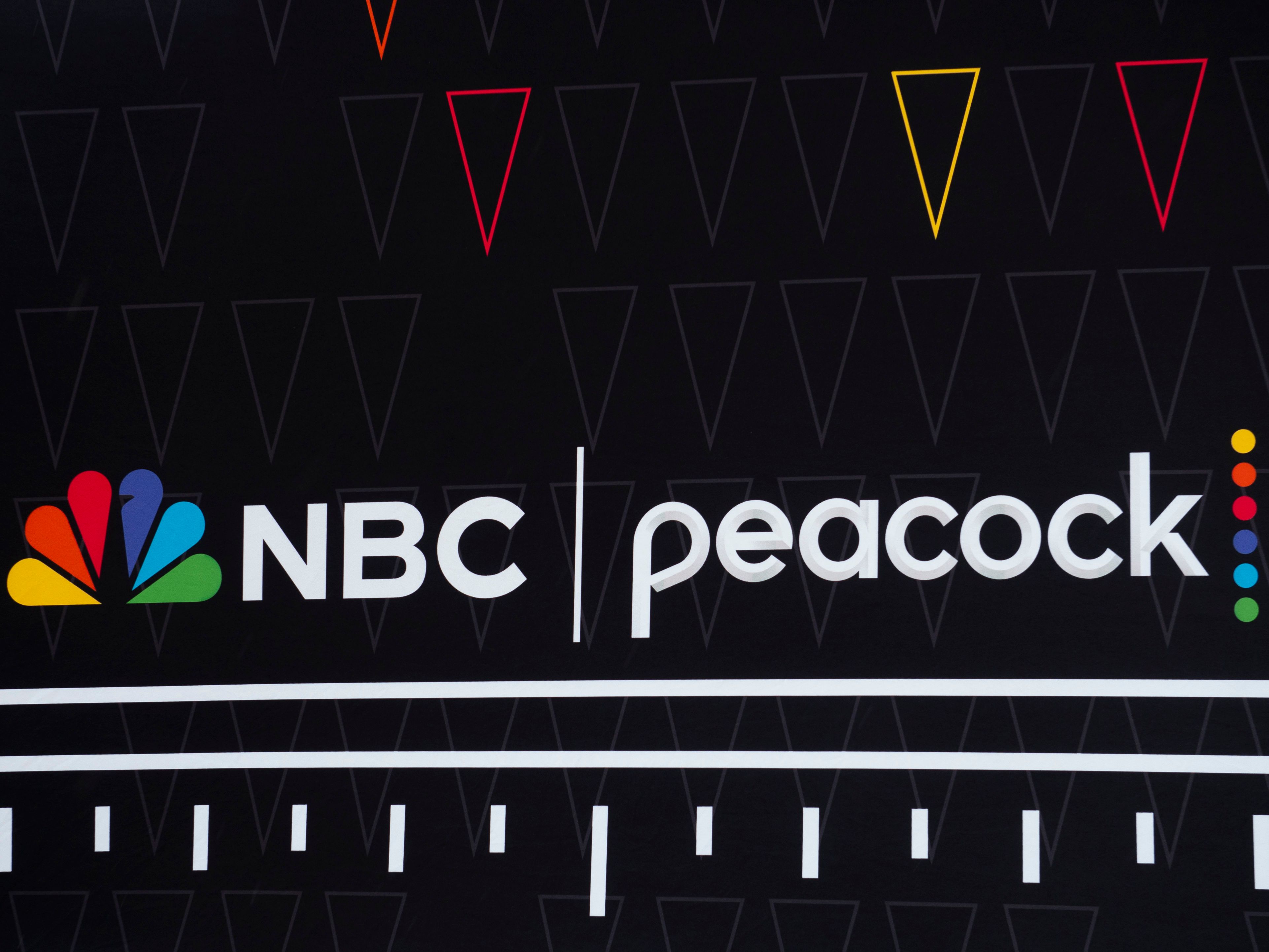 Comcast plans Peacock, Apple TV+, and Netflix streaming bundle