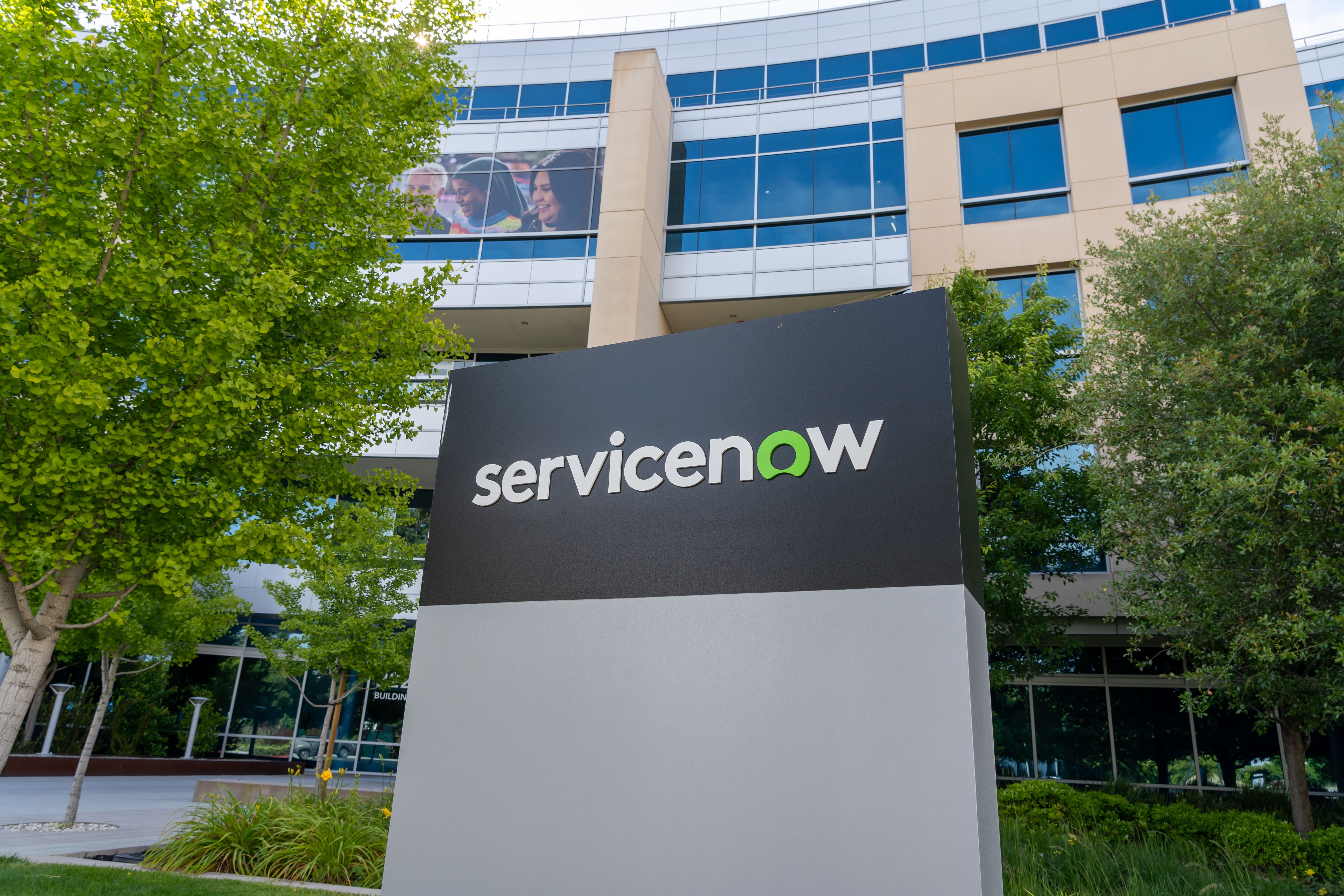 Google signs $1.2 billion deal with ServiceNow