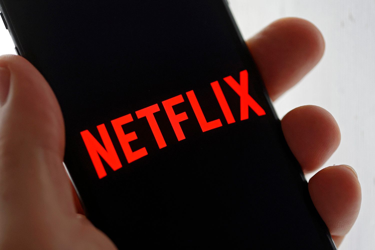Netflix, clearing 300 million subscribers, plans another price hike