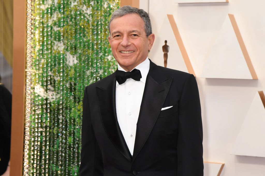 Disney replaces Bob Chapek with former CEO Bob Iger