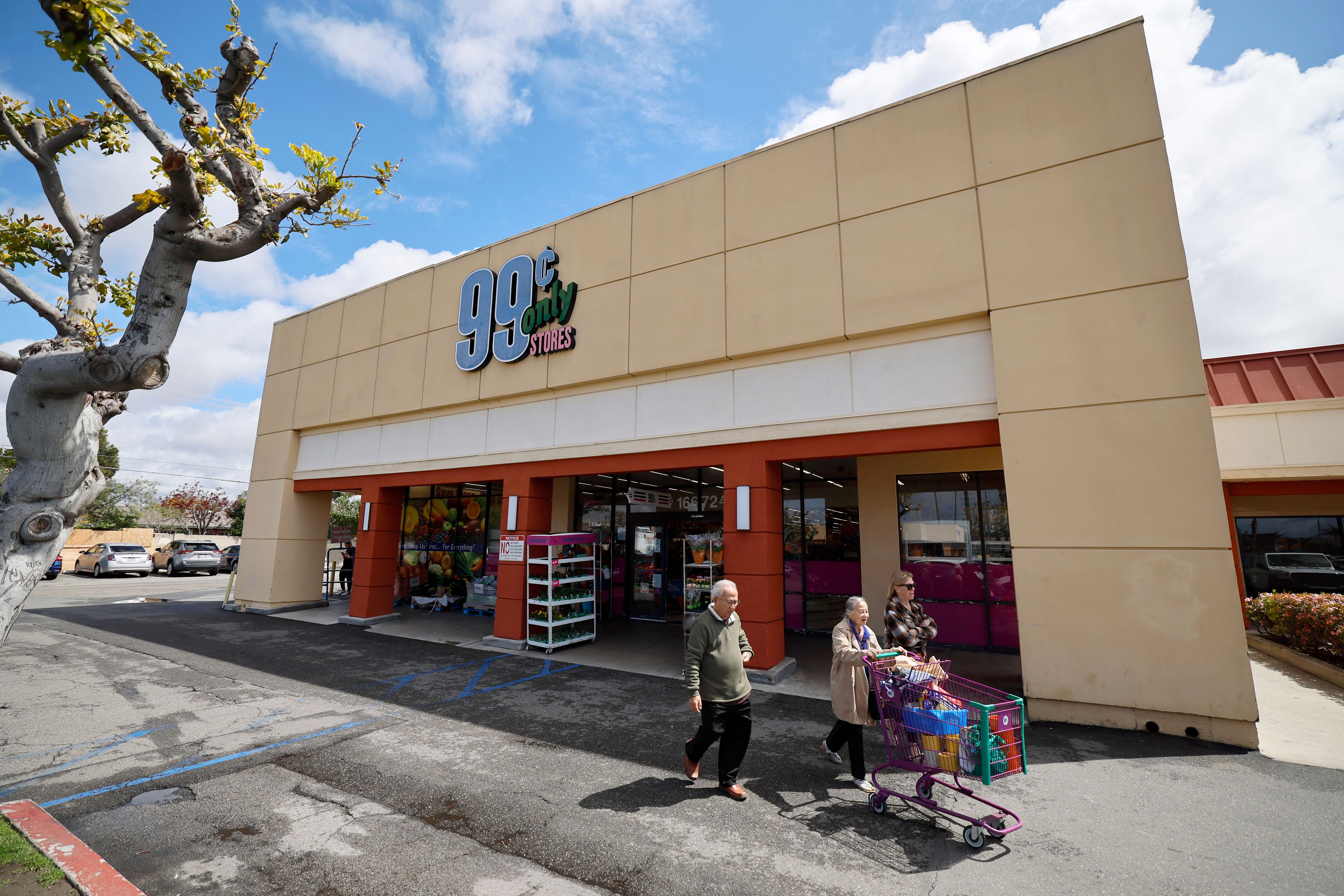 99 Cents Only Stores wind down, Procter & Gamble reports earnings