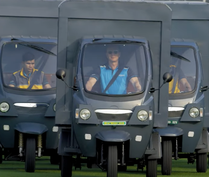 Amazon Announces Three Wheel Electric Delivery Vehicles in India