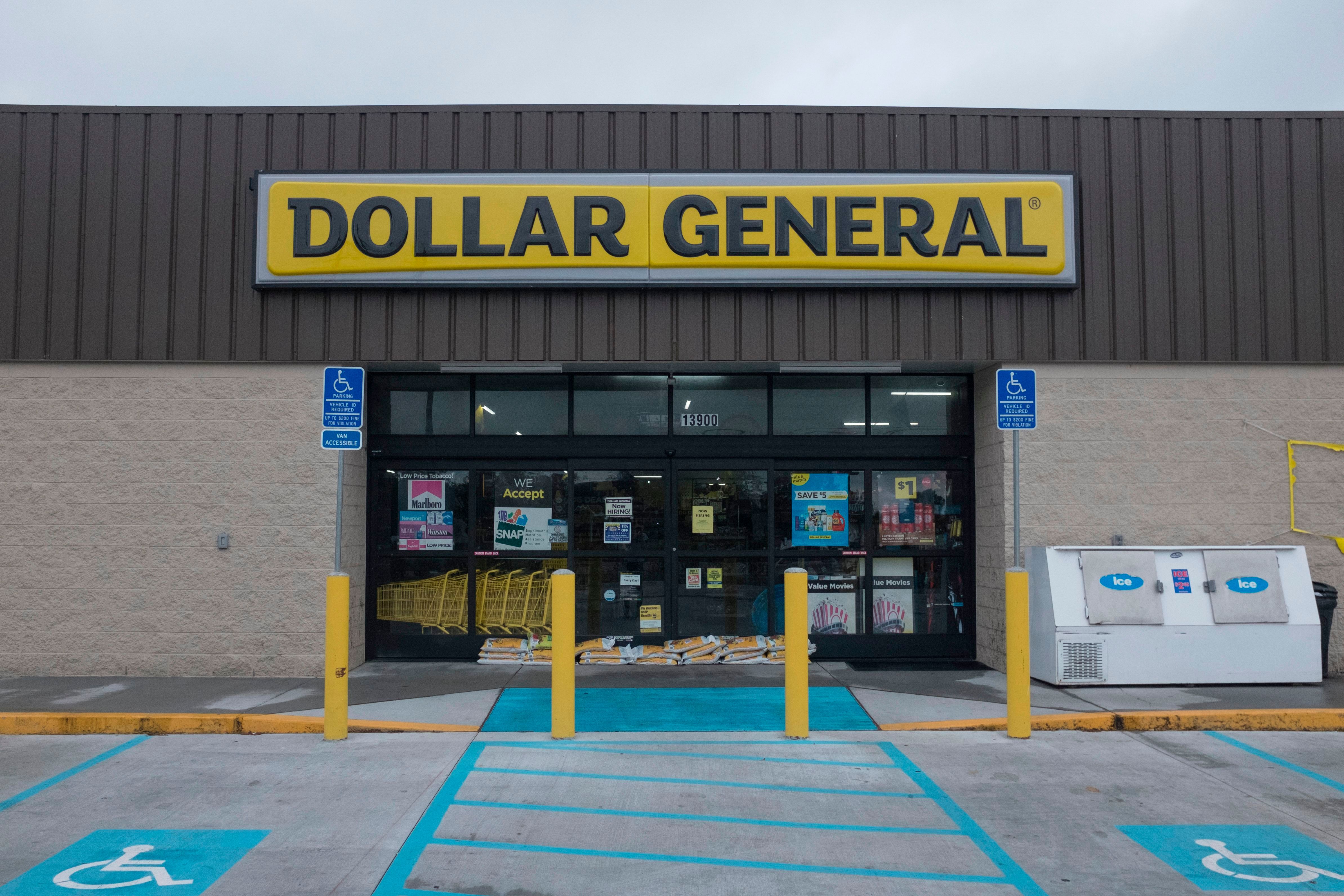 Dollar stores on a streak in 2021