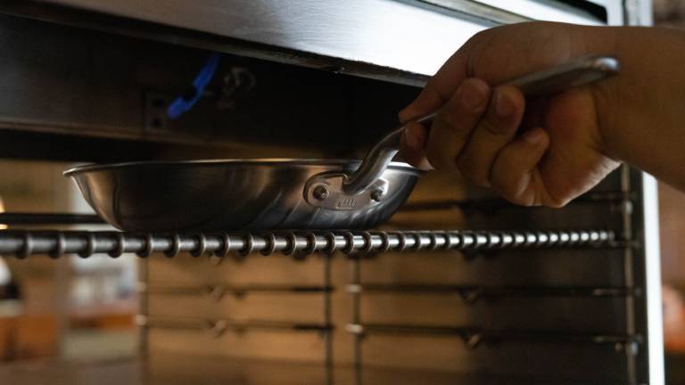 How to Choose an Oven Safe Pan