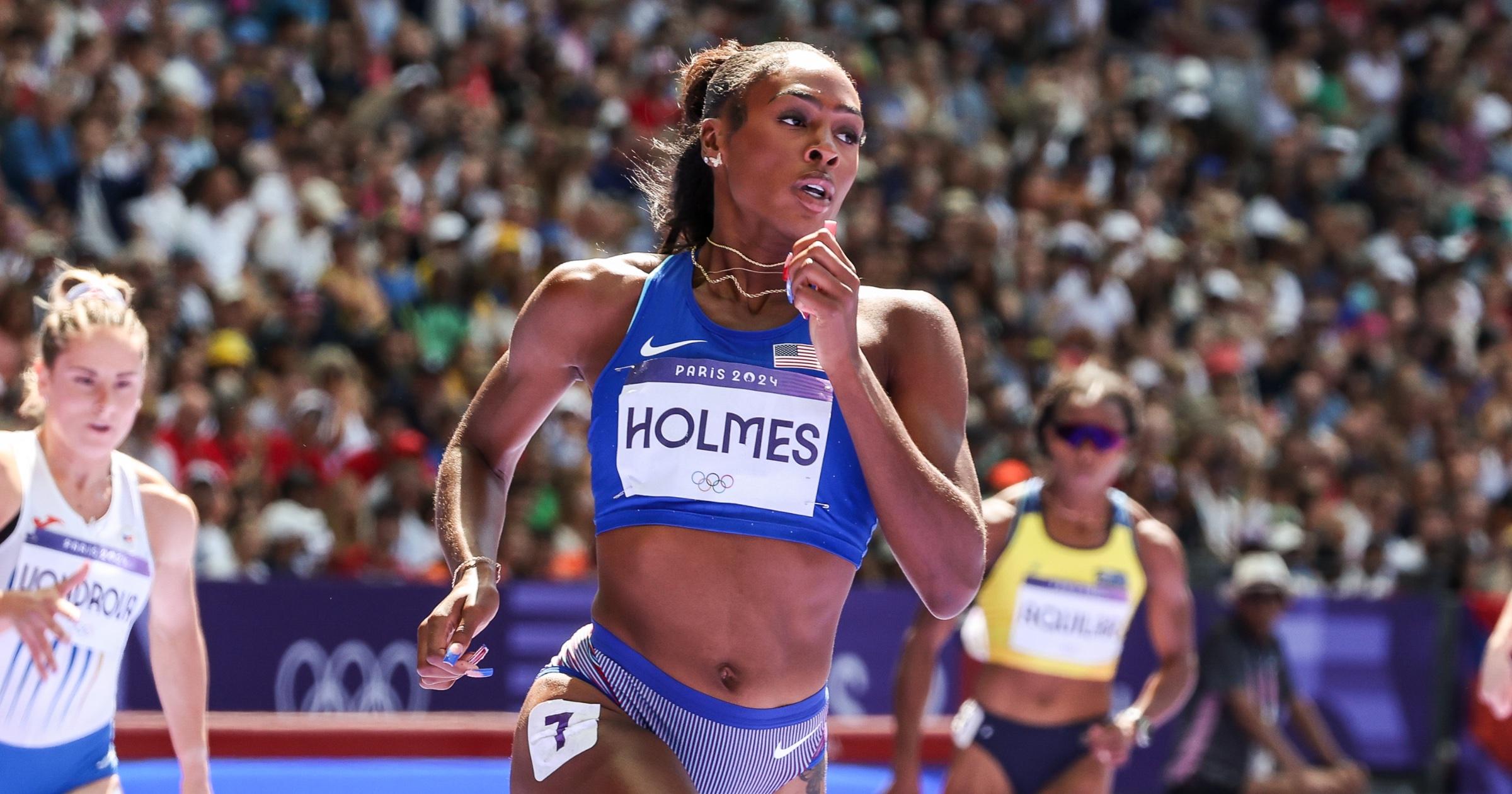 U.S. 4x400m Olympic Gold Medalist Alexis Holmes Signs With Grand Slam ...