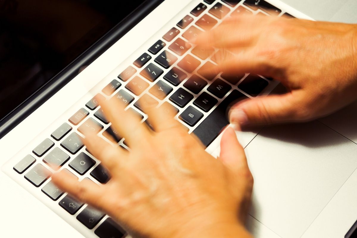 Is 60 WPM A Good Typing Speed? TM's Expert Opinion