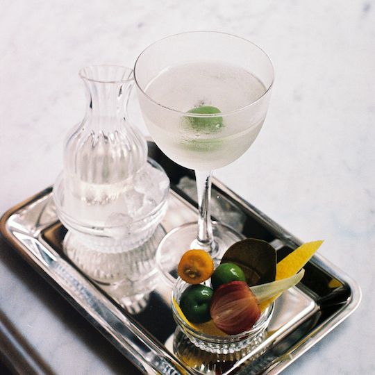 8 Cocktails You Need to Try in NYC This Year | Drinks in Rockefeller Center