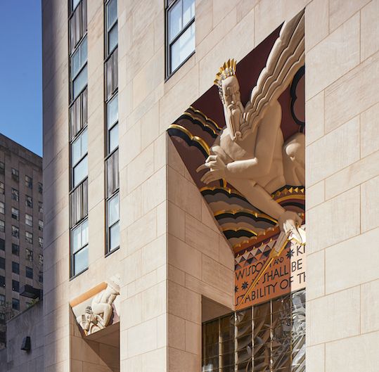 Just Look Up: Skygazing Viewpoints at Rockefeller Center