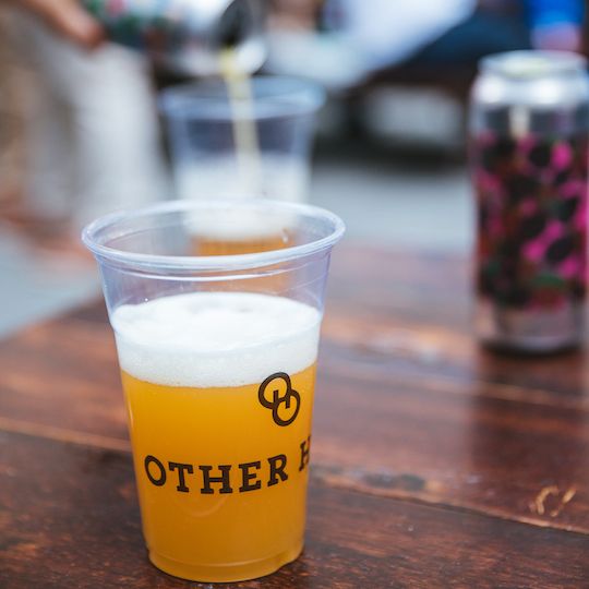 Expert’s Guide to Enjoying the Perfect Pint of Beer | How to Pour a Pint