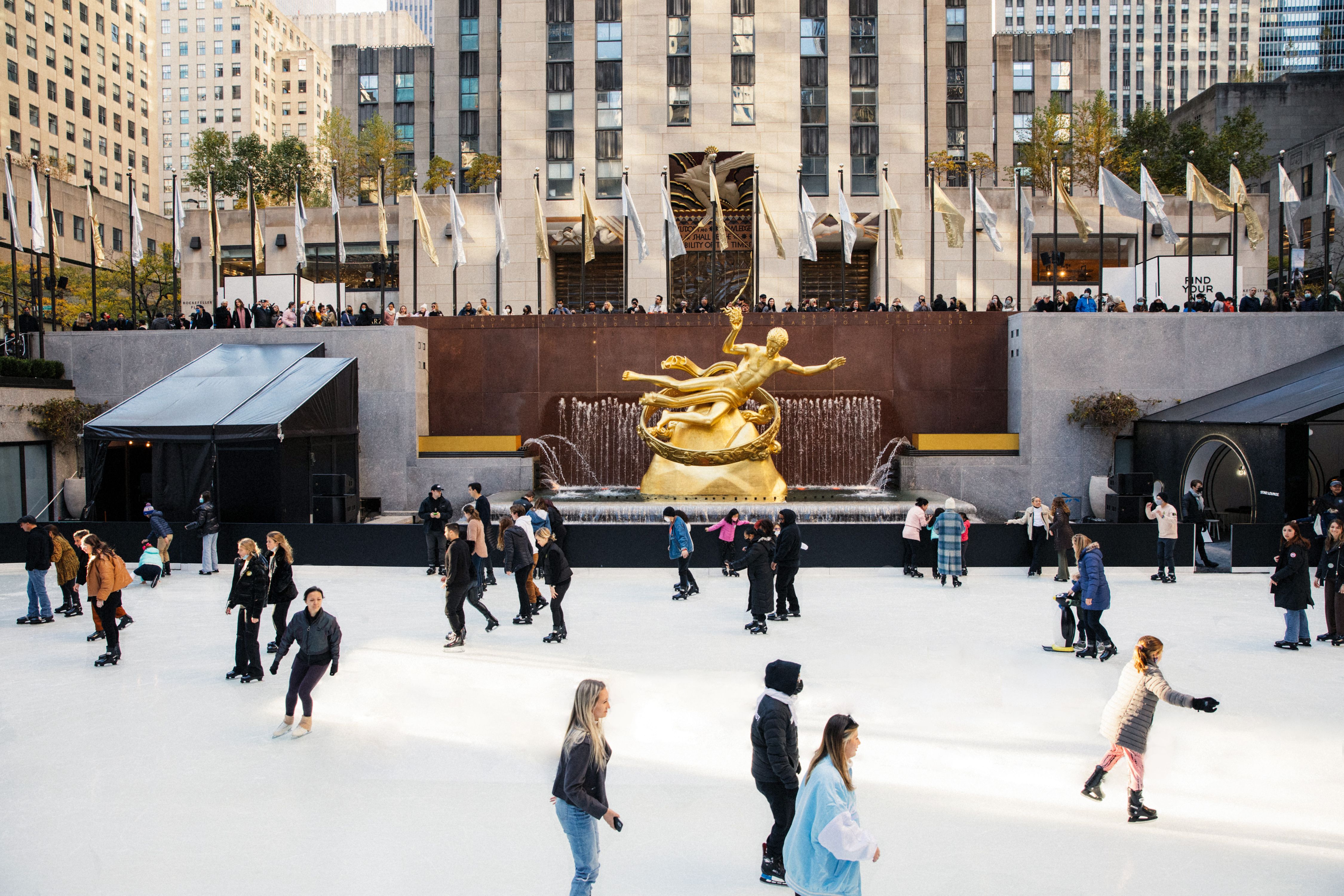 Rockefeller Center | NYC's Famous Cultural Landmark & Observation Deck