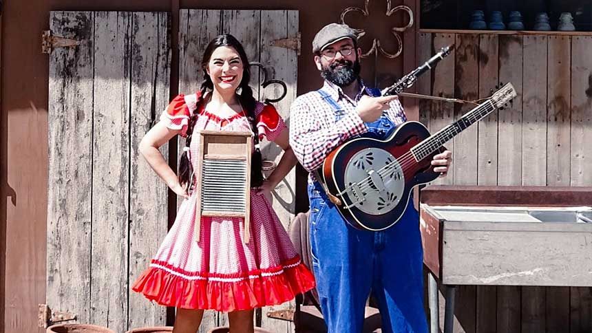 Holy Crow Jazz Band | Knott's Berry Farm | Show | Knott's Berry Farm
