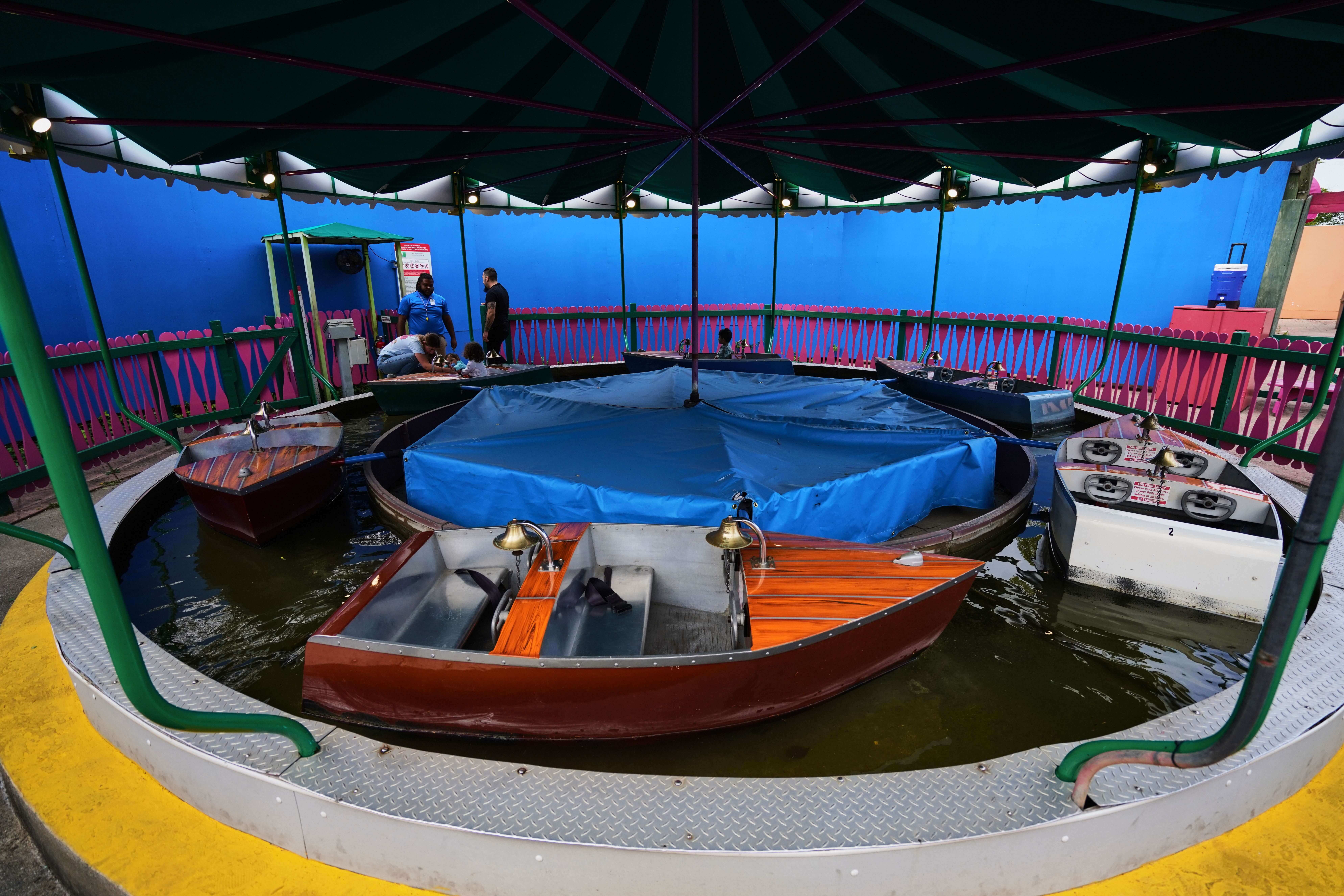 Six Flags Great America - Yahoo River | Ride | Six Flags Great America