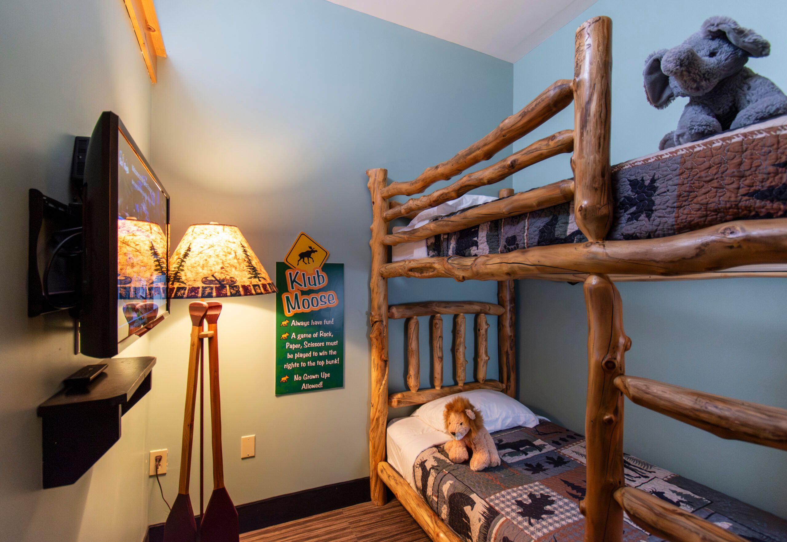 Six Flags Great Escape Lodge - Themed Suites | Page | Six Flags Great ...