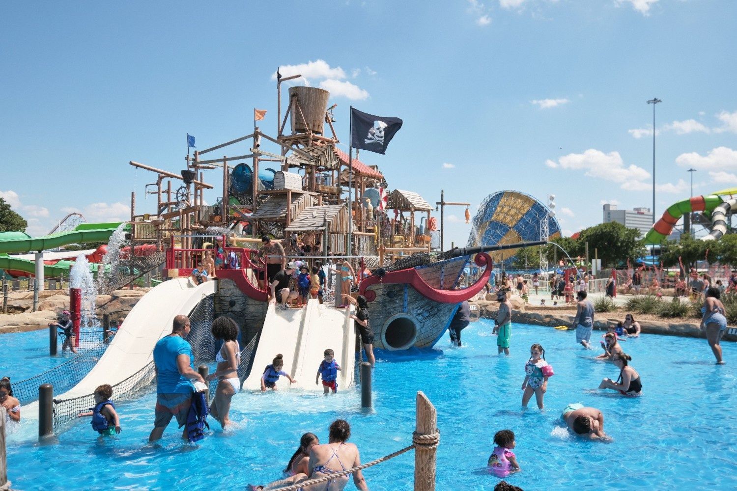 Six Flags Over Texas - Hook’s Lagoon Treehouse | Ride | Six Flags Over ...