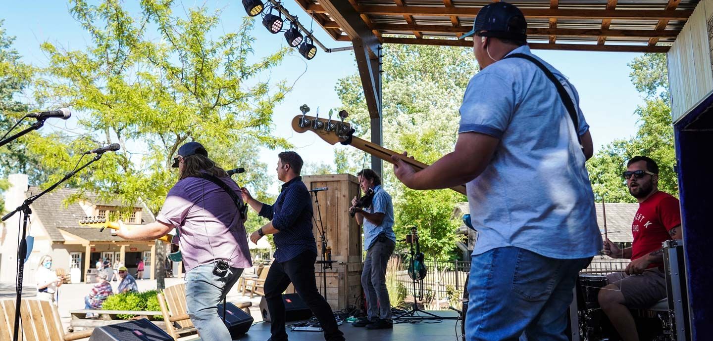 Live Music & Entertainment | Sandusky, OH | Cedar Point | Show | Cedar ...