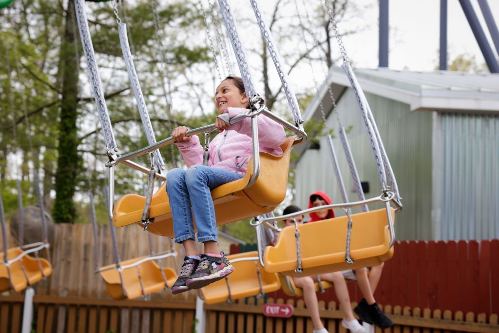 Six Flags Great Adventure - Storm Chaser | Ride | Six Flags Great Adventure