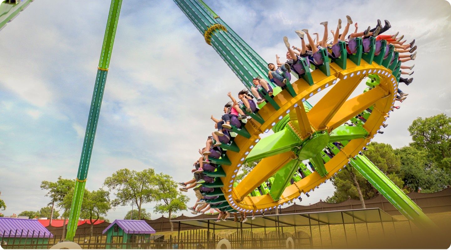 Six Flags Over Texas - THE RIDDLER 's Revenge | Ride | Six Flags Over Texas