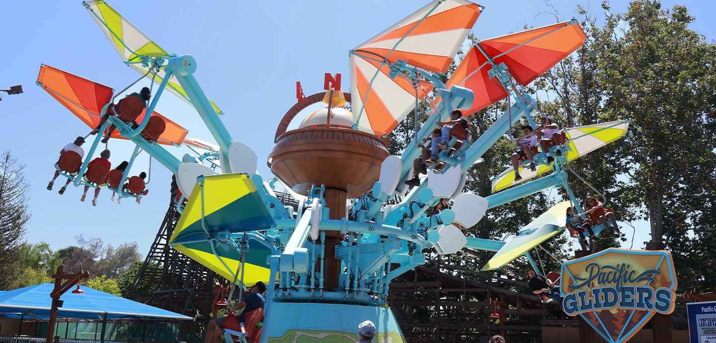 Pacific Gliders | Hang Glider Ride | California's Great America | Ride ...