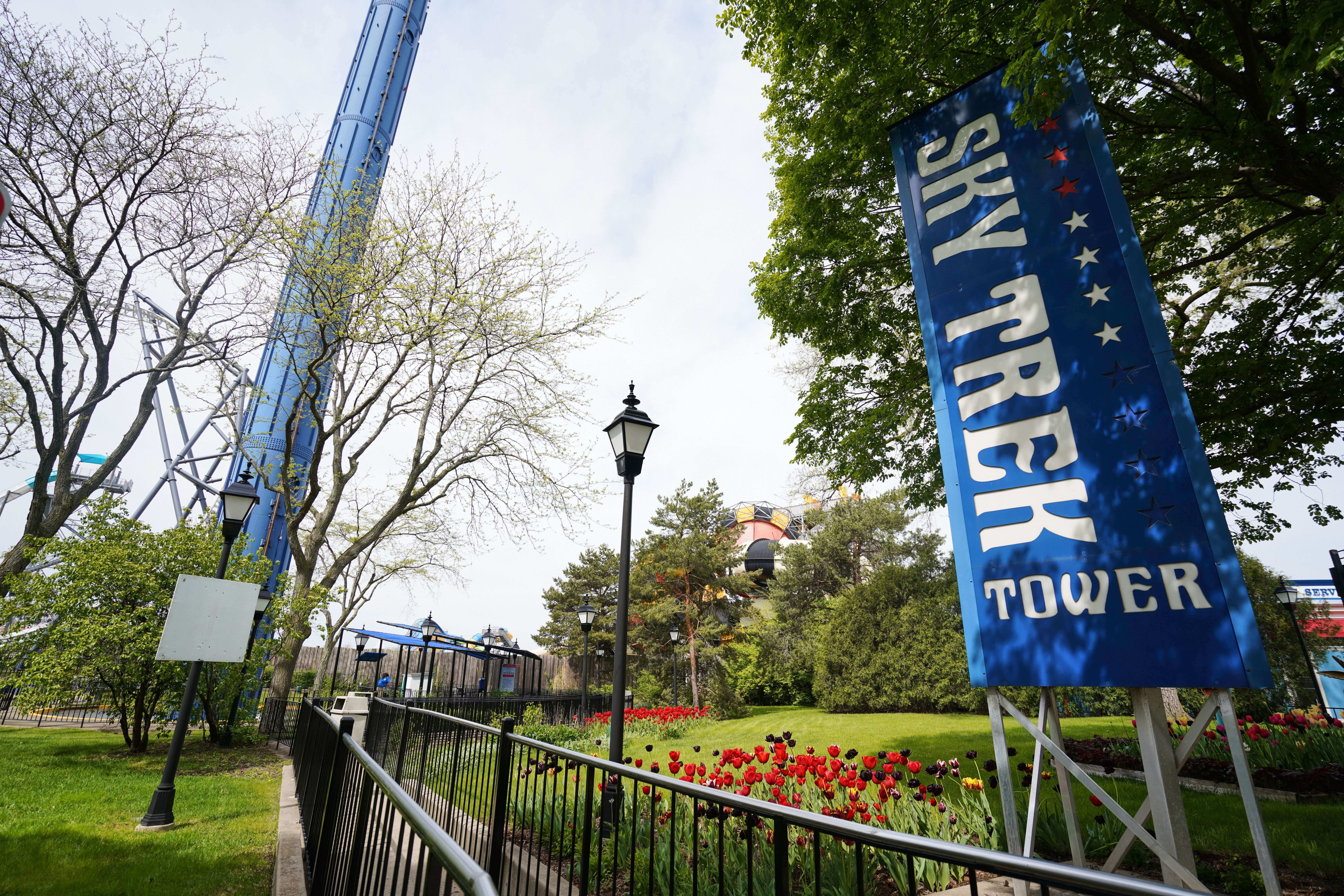 Six Flags Great America - Sky Trek Tower | Ride | Six Flags Great America