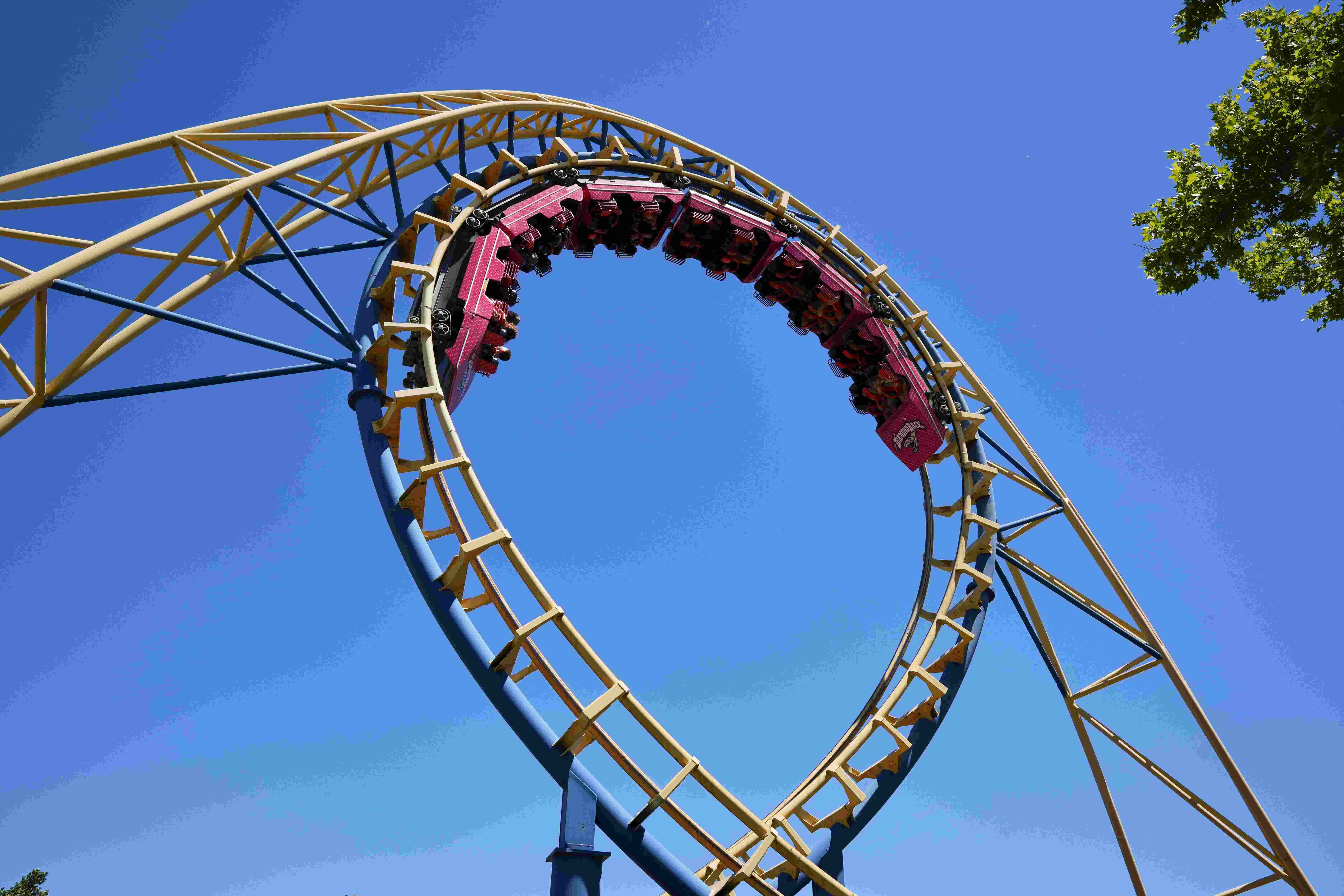 Six Flags Frontier City - Diamondback | Ride | Frontier City